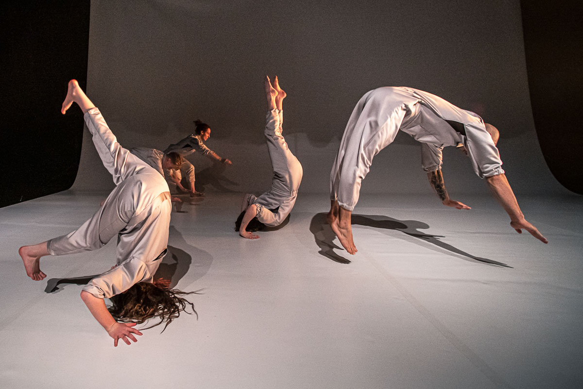 NOSEDIVE – SUPERFAN